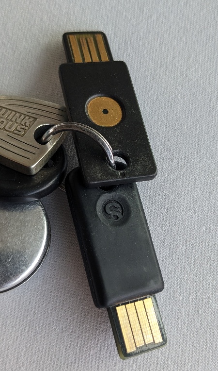 Authentifizierung mit FIDO2 und Passkeys